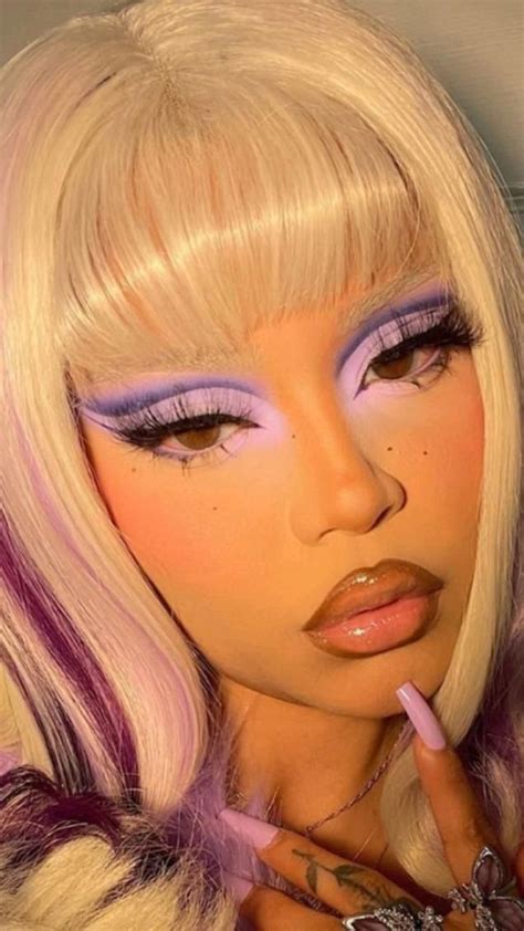 Make Up Girl • Nails • Blonde • Black Women • Pinterest Girl Creative