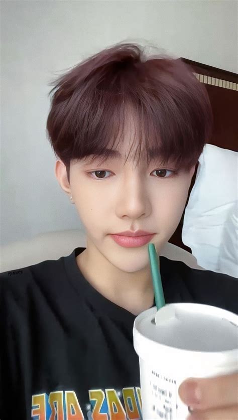 𓏲 ִֶָ⭒ֺ Zhang Hao