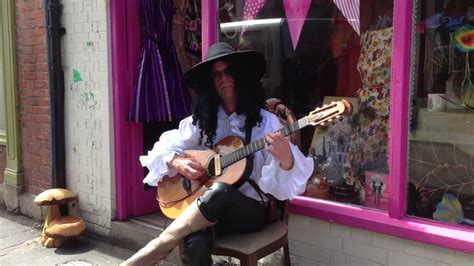 Solosolar Guitar Michael Tyack