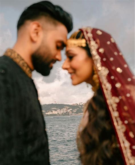 The Blurry Photo Photo Photography Inspiration Couple Photos
