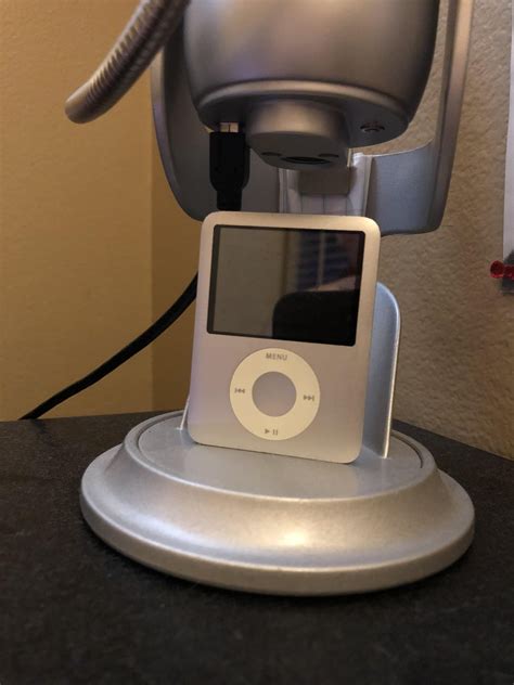 Mom Gave Me Her Old Ipod Nano R Ipod