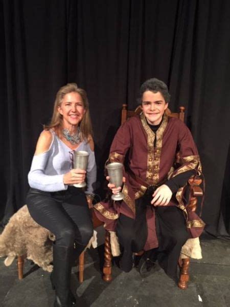 Sharron Munson Biography Husband Daughter Fther Lamar Hunt Clark Hunt Net Worth