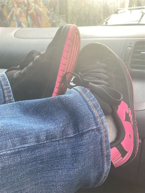 Pink Dc Shoes Pink And Black Dc Shoes Outfit Streetwear Low Top