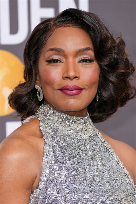 Angela Basset Golden Globes Natural Diamonds Long Bob Mother Of