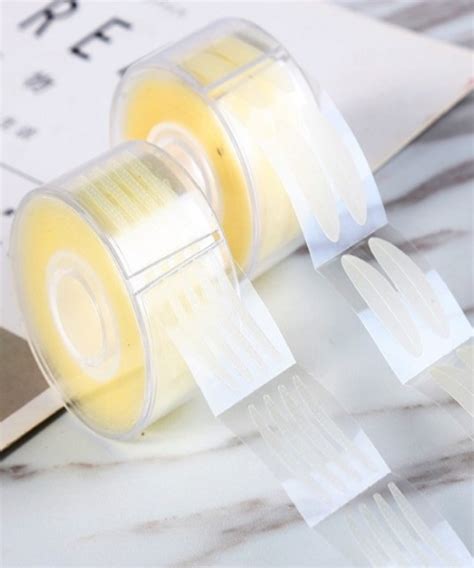 [600매] 반투명 티안나는 자연스러운 쌍커풀테이프 쌍테 쌍커풀테이프 쌍커플테이프 쌍커풀만들기 티안나는쌍테 쌍커풀만들기 쌍꺼플 300쌍 무광 얇은 두꺼운 에이블리