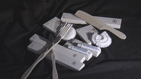 酒店稱找不到合適替代品 要住客自費購買梳洗用品 Now 新聞