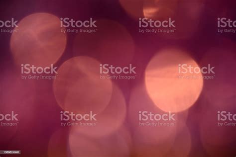 Bokeh 사진입니다 휴일 배경입니다 크리스마스 조명입니다 Defocused 반짝입니다 새 해 배경 막입니다 축제 배경