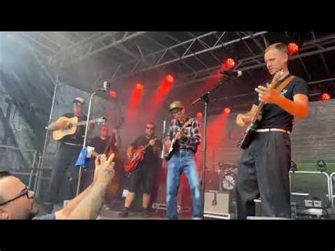 Eddy & The Backfires @ Backfire Festival 2024 - YouTube