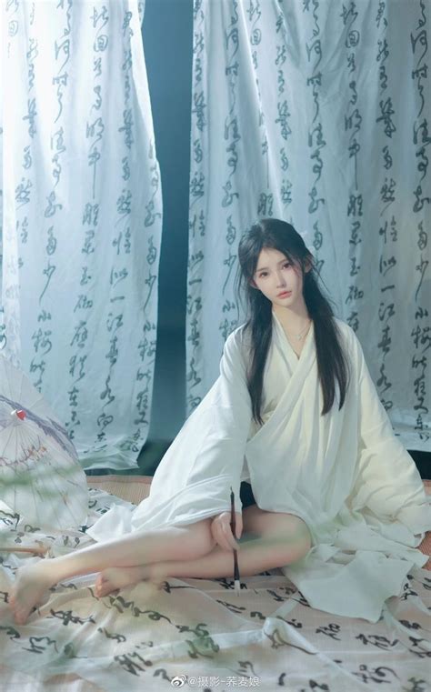 Ghim của MANU trên cUtEnEsS trong 2025 Nữ thần Con gái Hình ảnh