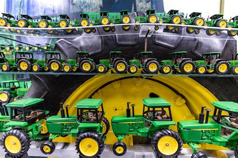 National Farm Toy Museum In Dyersville Iowa Silly America