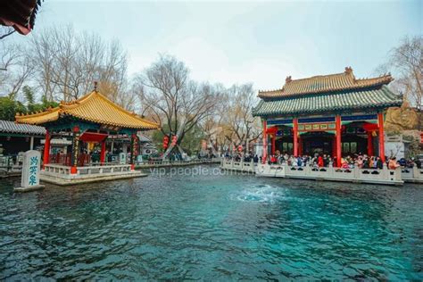 山东济南：新春赏泉 人民图片网
