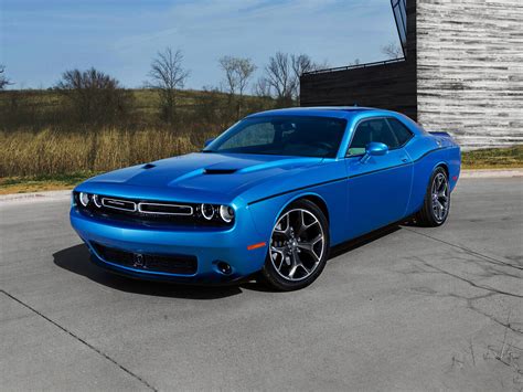 Dodge Challenger - технические характеристики, модельный ряд ...