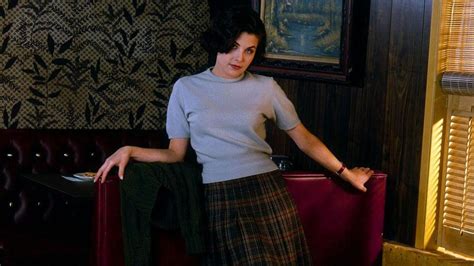 Sherilyn Fenn Audrey Horne In Twin Peaks Early 90s Roldschoolcool