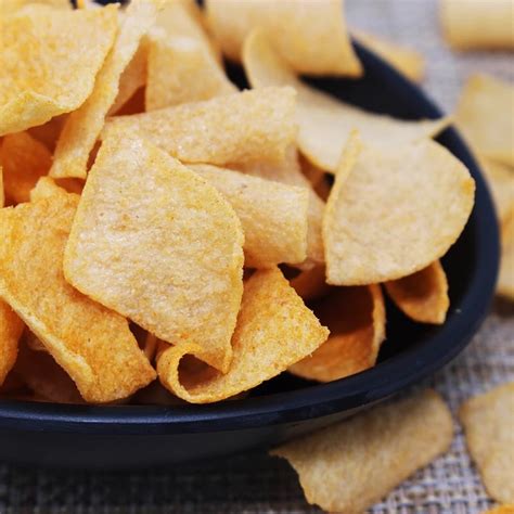 Wholesale Yam Chip Chinese Yam Puffed Snacks Yam Flakes Snack Food