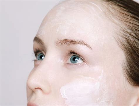Aceite de nuez en cosmética bio todo son beneficios