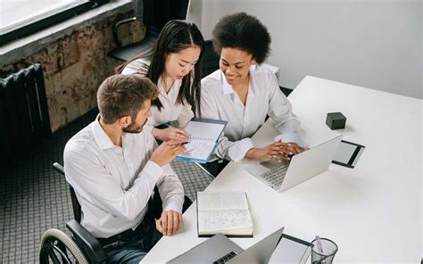 Overcome Challenges To Managing Diverse Teams With Eq