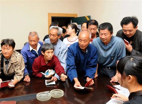 有高人预测，未来几年，退休人员或面临一个难题，5个建议养老金子女生活习惯