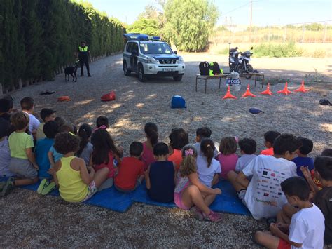 La Policía Local Con Los Mas Peques De Mula Policia Local De Mula