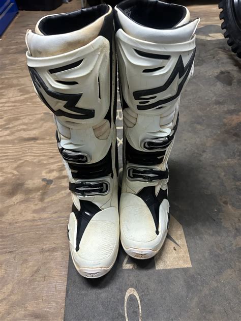 Alpinestar White Tech 10s