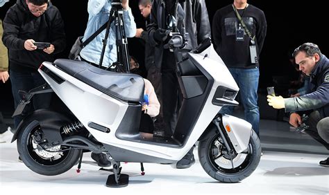 Gogoro Pulse 在台發表內外大改款！這才是我們要的滿滿新科技電動機車！售價109800 元起 Jazznews