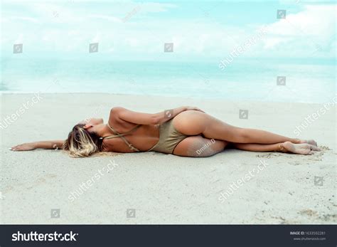 Perfect Woman Butt Beach Photos Images And Pictures Shutterstock