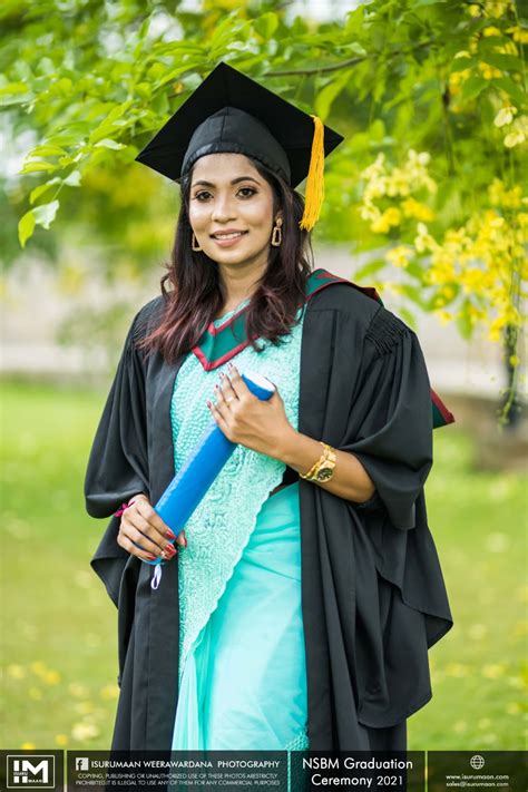 Sahani Wickramaarachchi On Linkedin Officially Graduated 👩‍🎓 💐 Second Class Upper Division 🏆️