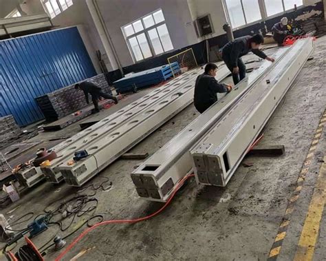 Adjustable Robot Linear Rail Cnc Splicing For Semi Enclosed Rail In Harsh Environments