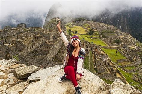 Traditional Cusco 4 Days City Sacred Valley Machu Picchu And Rainbow