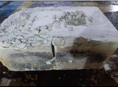 Anhydrous Magnesium Chloride Blocks Yuanfu New Material Technology Co