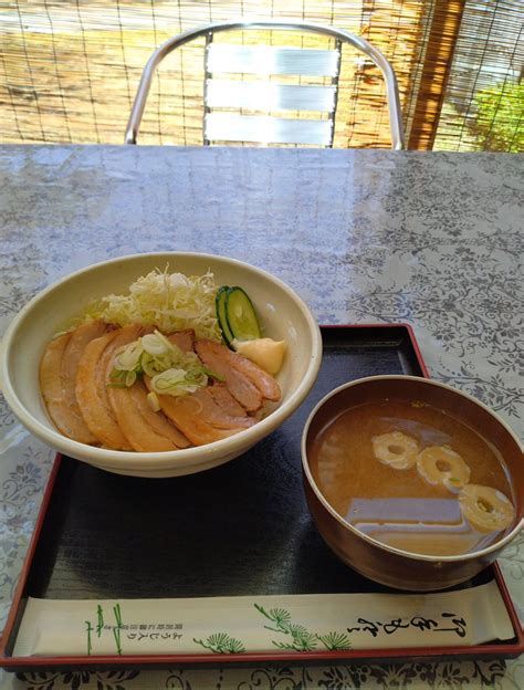 みんなの「やまなみ チャーシュー丼」 口コミ・評判｜食べたいランチ・夜ごはんがきっと見つかる、ナウティスイーツ
