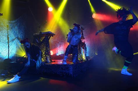 Grimes Claims Numerous Male Producers Have Tried To Blackmail Her Into Having Sex With Them