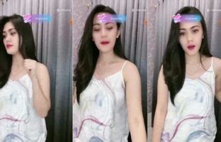Video Caca Cantik Goyang Ebot Menggoda Pascol Viral indo