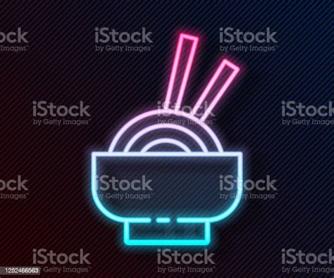 검은 배경에 고립 된 그릇과 젓가락 아이콘에 빛나는 네온 라인 아시아 국수 길거리 패스트푸드 한국어 일본어 중국 음식 벡터