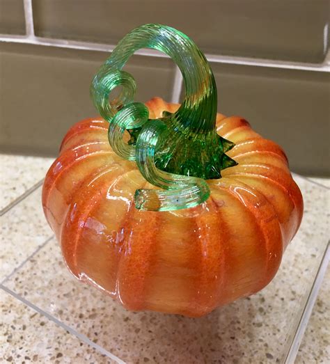 Stunning Small Glass Pumpkin 2008 Walker And Bowes Glass Pumpkins