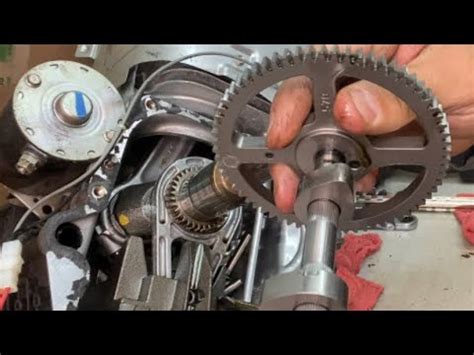 Replacing Briggs & Stratton Camshaft Bad compression release valve #smallbusiness #mower # ...