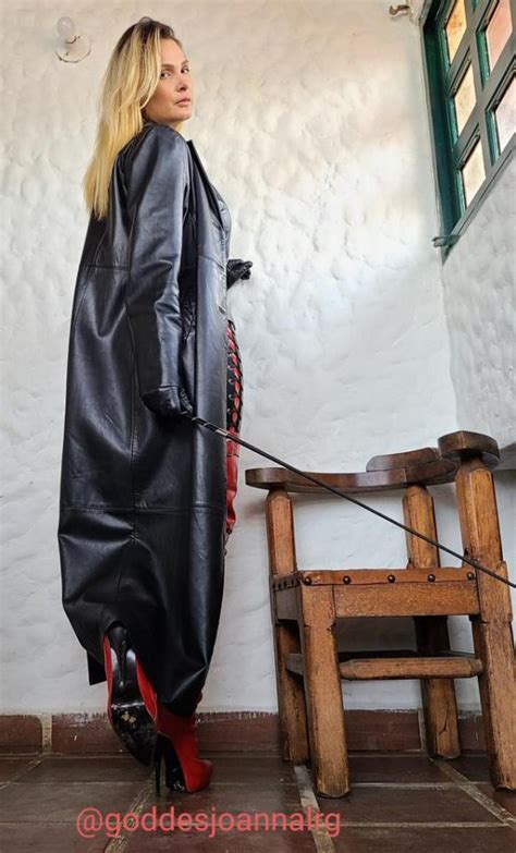 Dunkle Lust The Latest Tweets From Goddesjoannalrg