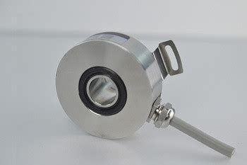IP67 2048 Ppr UVW Signal High Precision Hollow Shaft Rotary Encoder For Motor