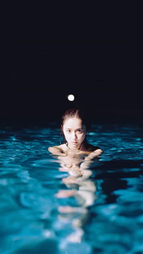 堀田真由 Hd720×1280壁紙 堀田真由ファースト写真集 女性タレント スマホ用画像322134
