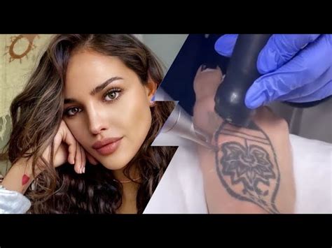 Eiza Gonzalez Tatuajes Eiza González Busca La Ciudadanía