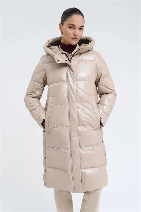 Утепленное кожаное пальто Снежная королева collection 723632003 цены в ...