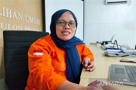 KPU Kulon Progo Terima Penggantian Dokumen Perbaikan Bacaleg 11 Parpol