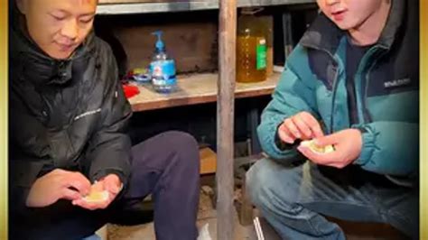 冬至不端饺子碗，冻掉耳朵没人管，你们那有冬至吃饺子的习俗么？我的乡村生活 Youtube