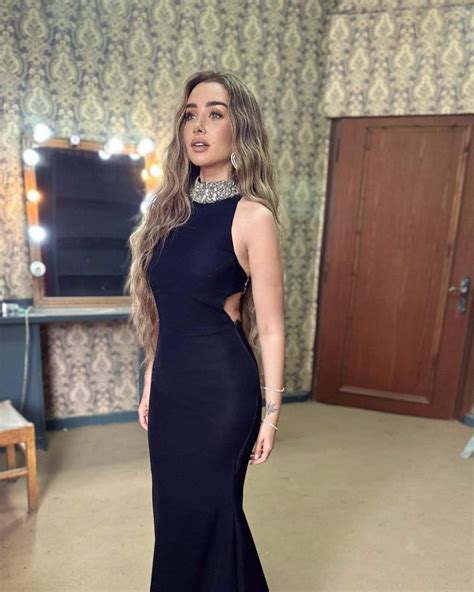 هنا الزاهد بدور أم لأول مرة في فاصل من اللحظات اللذيذة Et بالعربي