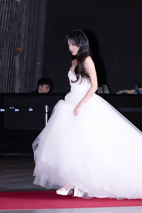 Công Chúa Park Shin Hye Lấn át Jang Nara Nhạt Nhòa Bồ Cũ Jisoo Hóa