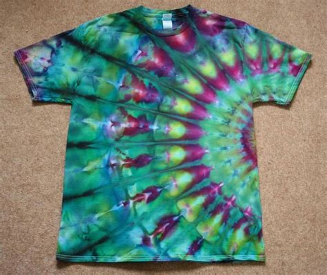 Albums 91 Pictures Diy Tie Dye Folding Techniques With Pictures Latest