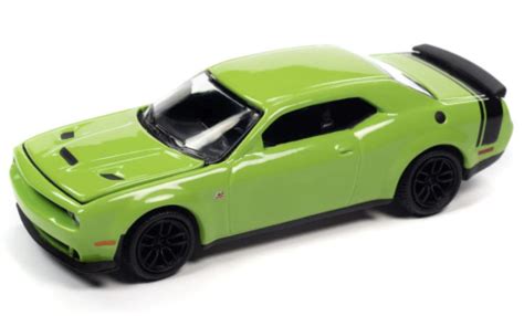 Diecast Model Cars Dodge Challenger 164 Auto World Rt Scat Pack La