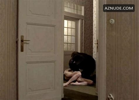 Y Sa Lo Nude Aznude