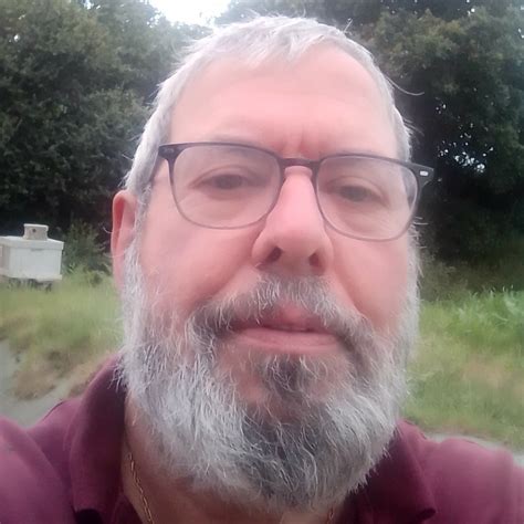 Geron Patrick Gdsa29fr Les Abeilles Adhèrent