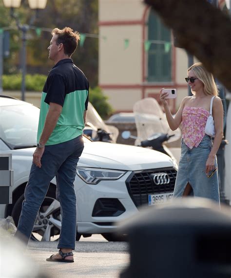 Armie Hammer Makes Out With Ex Lisa Perejma A Week After Finalizing