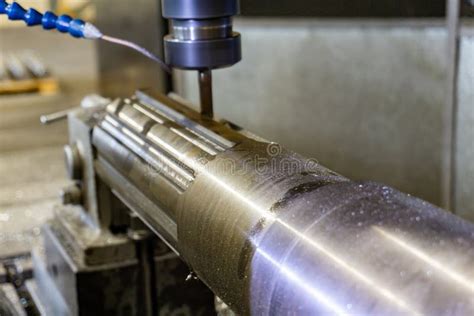 Production Of A Spline Shaft On A CNC Milling Machine With A Quick Cutting Rapid Milling Cutter
